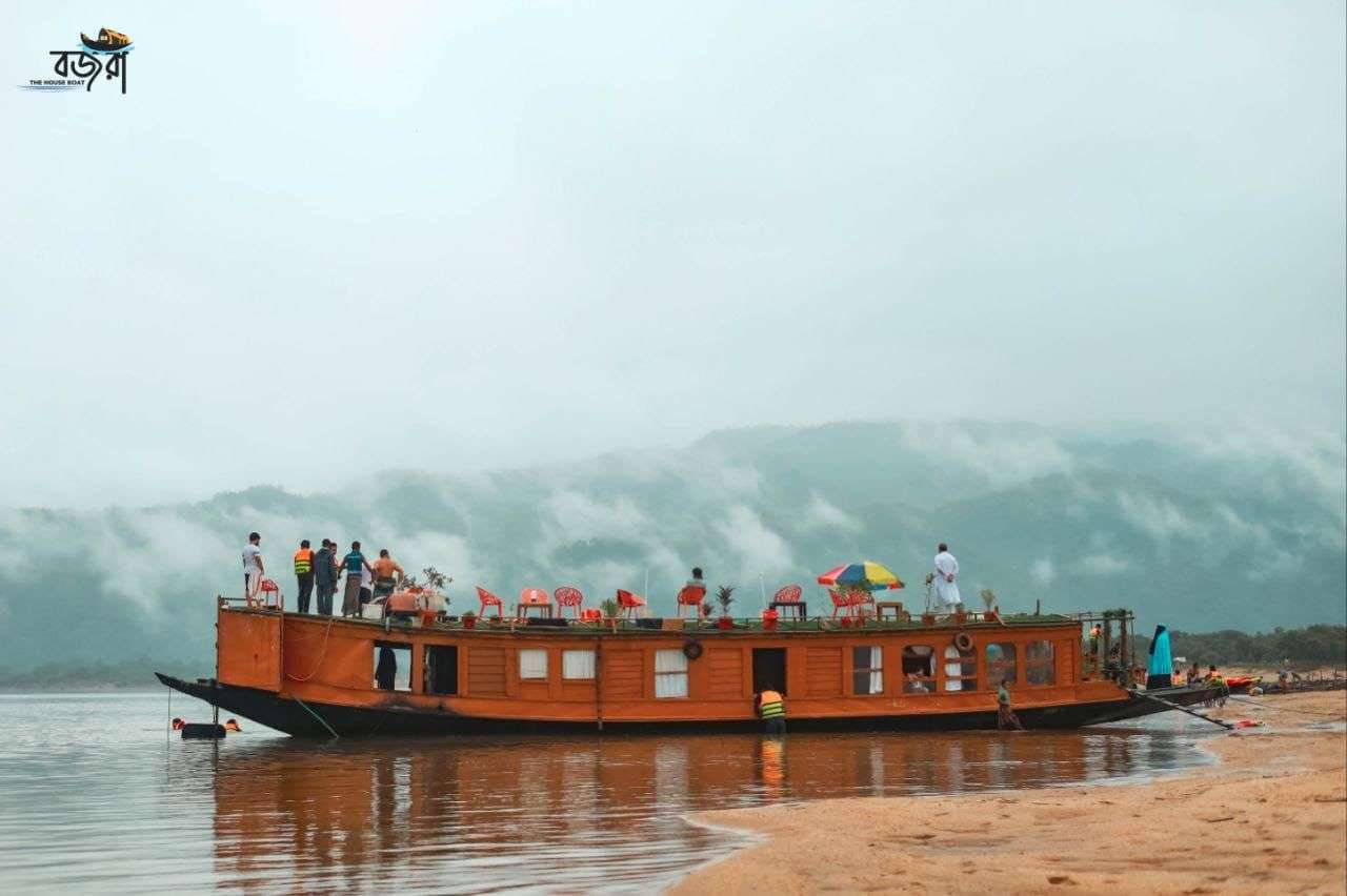 Houseboat in Tangua Haor | Boatify Rentals | Bangladesh